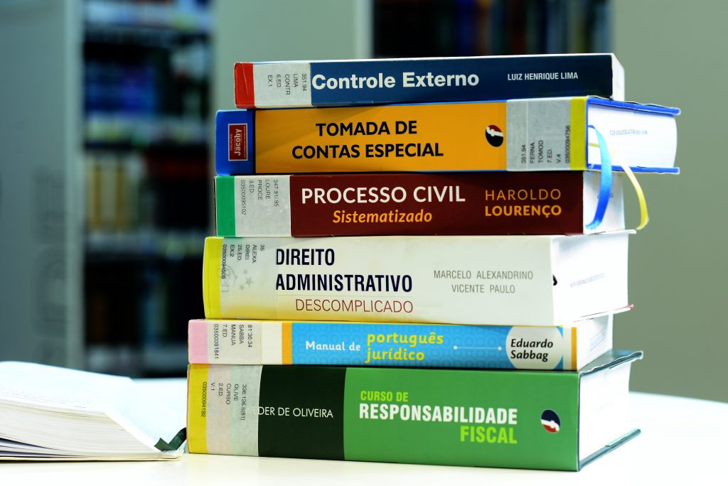Conheça o Acervo | Biblioteca